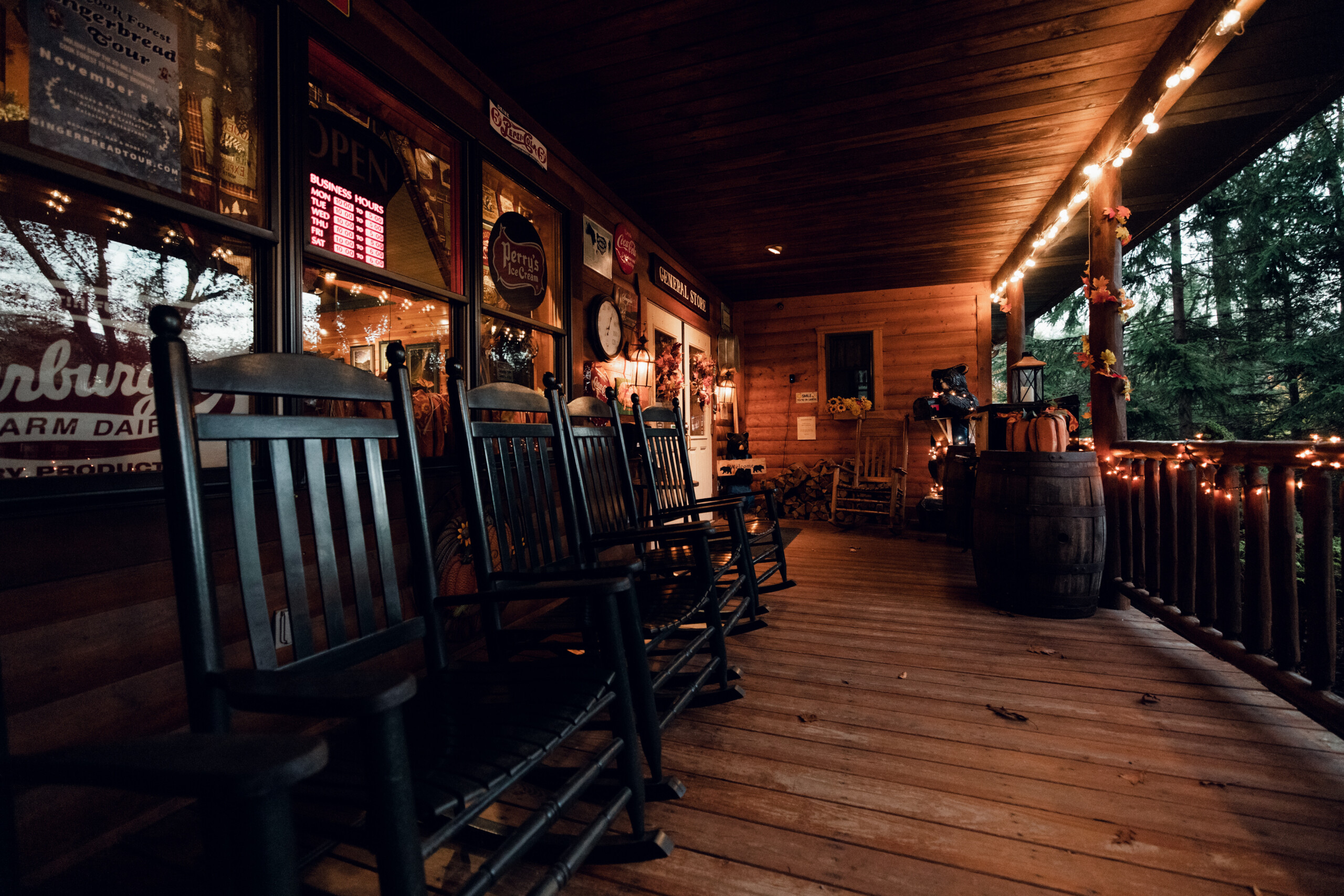 Cook Forest Cabin Rentals | Evergreen Cabins & Mercantile